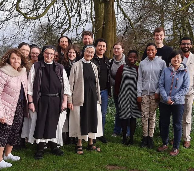 YouPics - Young Catholic Adult Network - YouCan